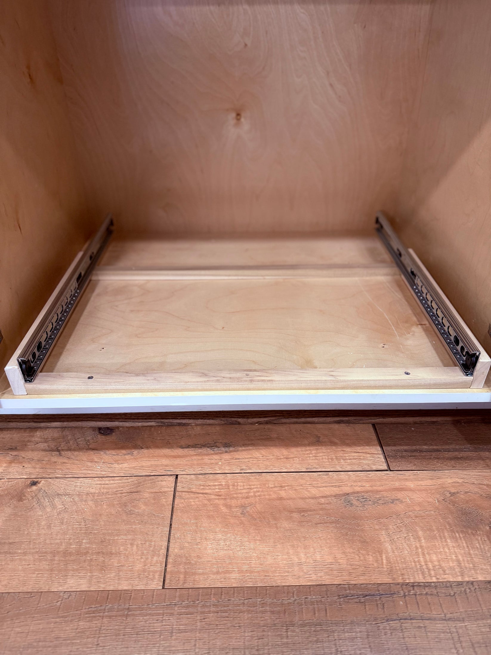 pull out drawer – Interior Cabinet Solutions